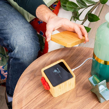 Lovebox | #1 Digital Picture Box | Long Distance Photos – Lovebox Europe